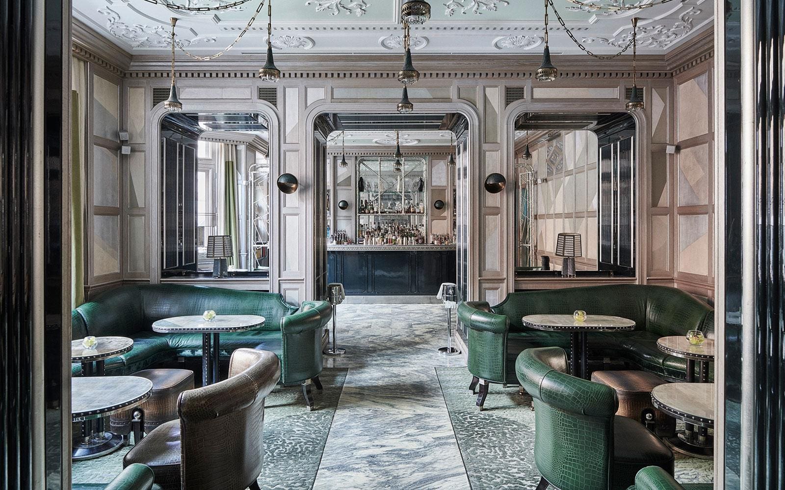 Shaken and stirred:The best cocktail bars in London – Luxury London