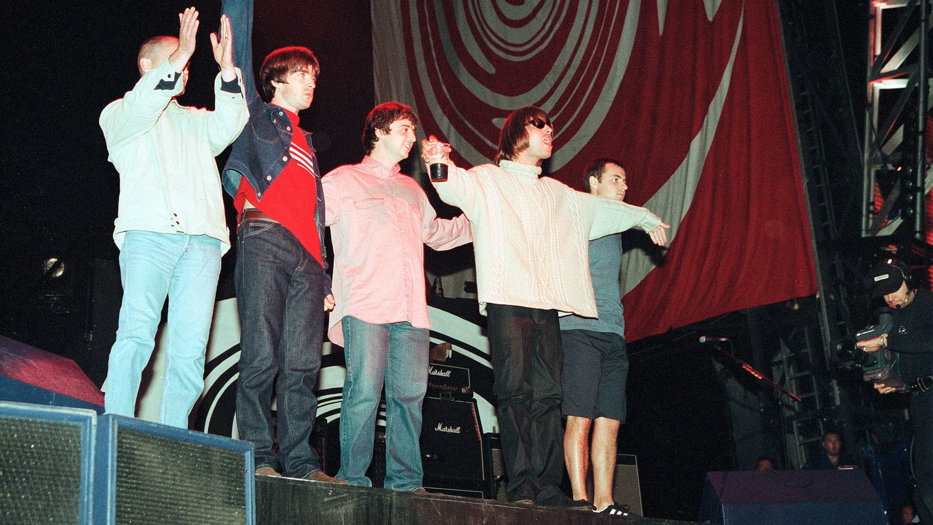 The true story of the Parisian blow-up that blew up Oasis