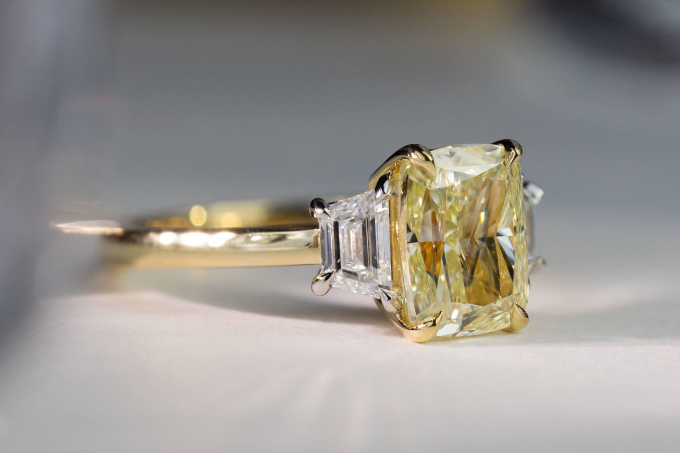 How to design a bespoke engagement ring